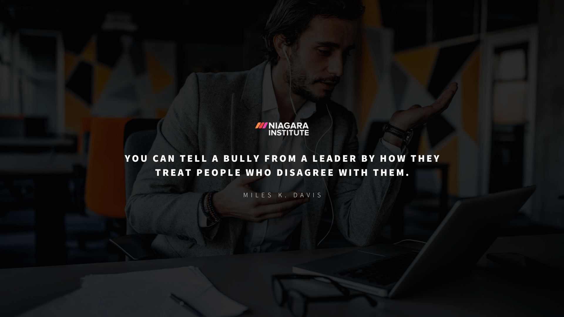 10 Quotes on Bad Leadership That Will Get You Thinking